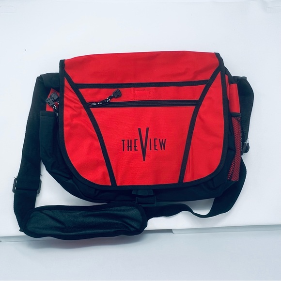 The View | Bags | Nwt The View Messenger Bag With Rosie Odonnell ...